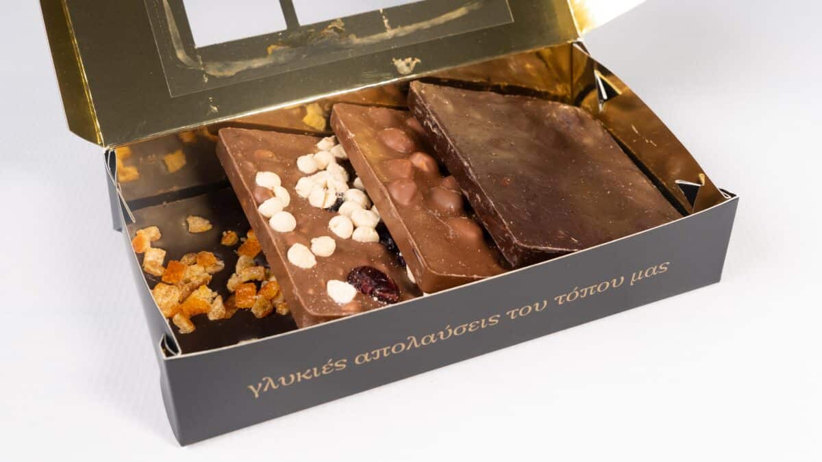Small Chocolate Plate Gift Box | Marathasa Valley Nuts